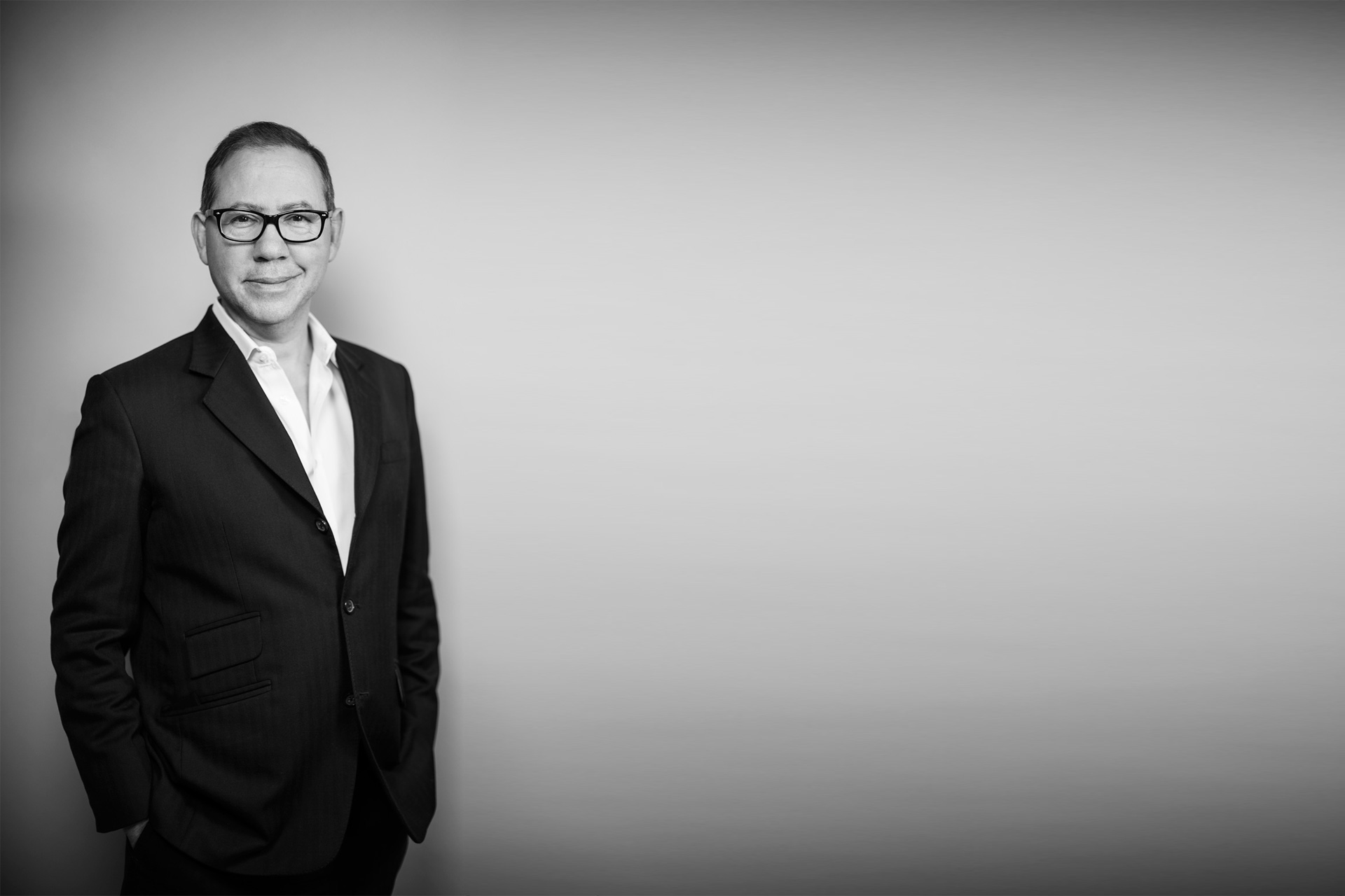 Psychologist & psychotherapist, business coach in London